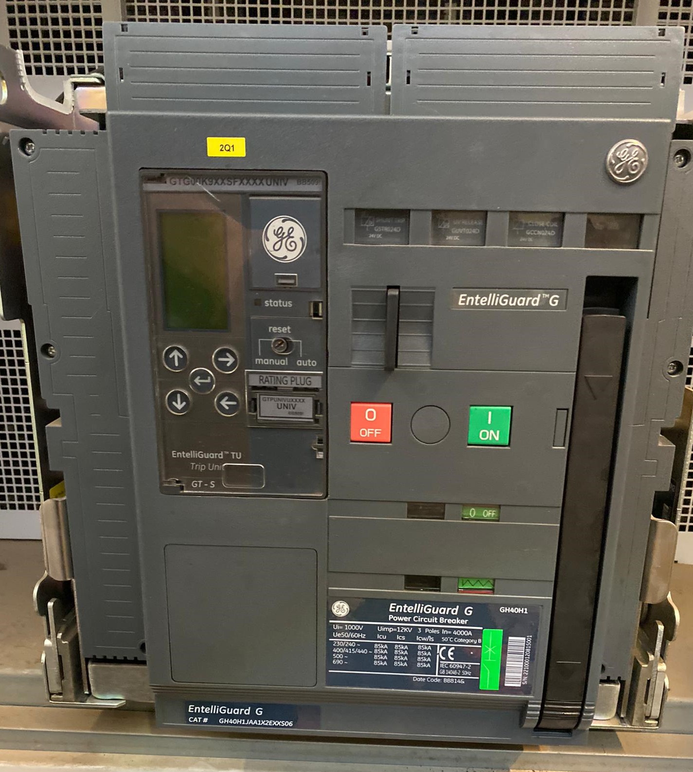 ACB - Unelec-Equipment